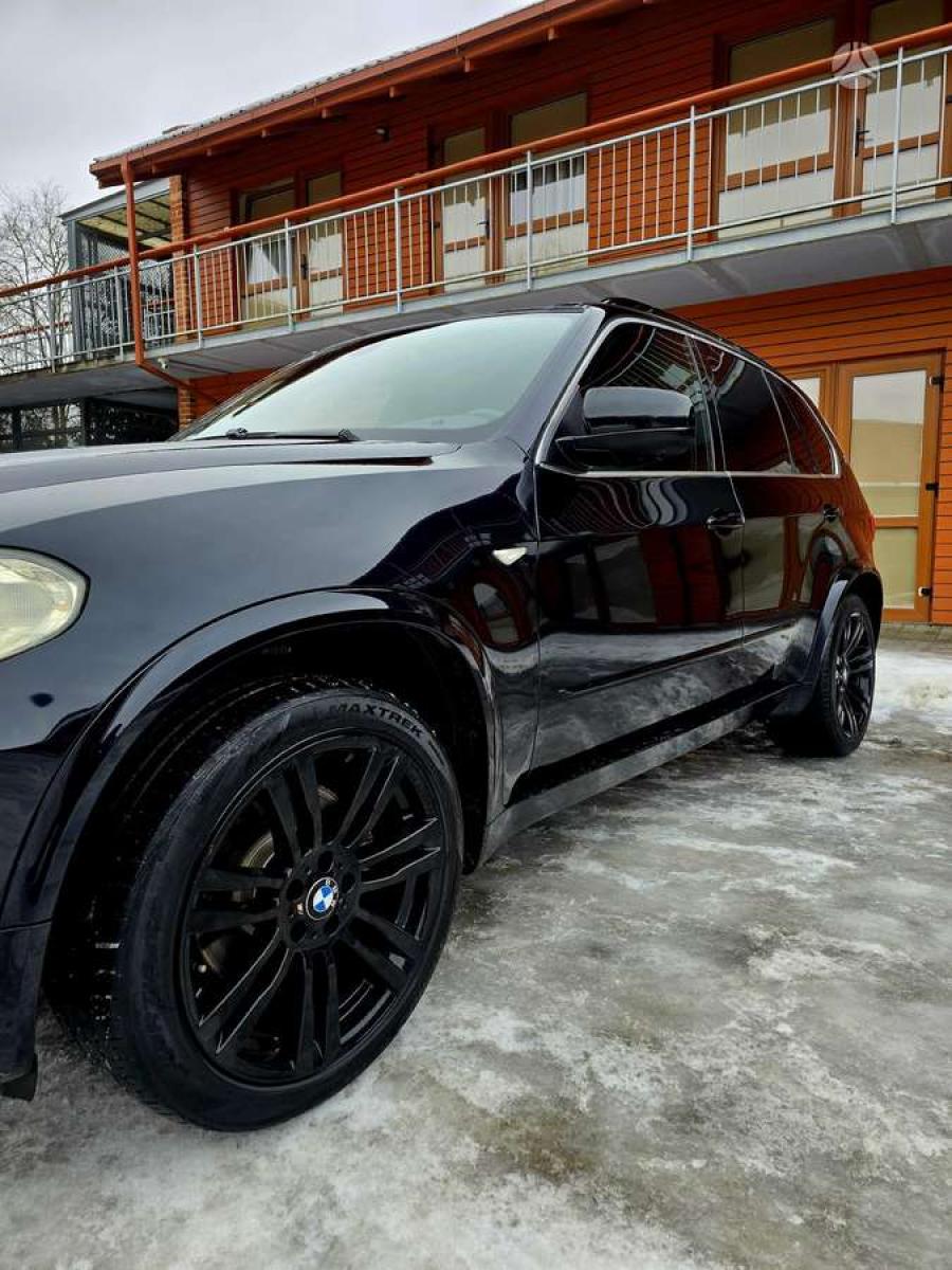 Zils BMW X5 2008 Marijampole, ar dzinēja tilpumu 3.00 L un nobraukumu 320 tūkst. km par 8300 €, foto 9 vietnē AUTOMOTO.COM.LV