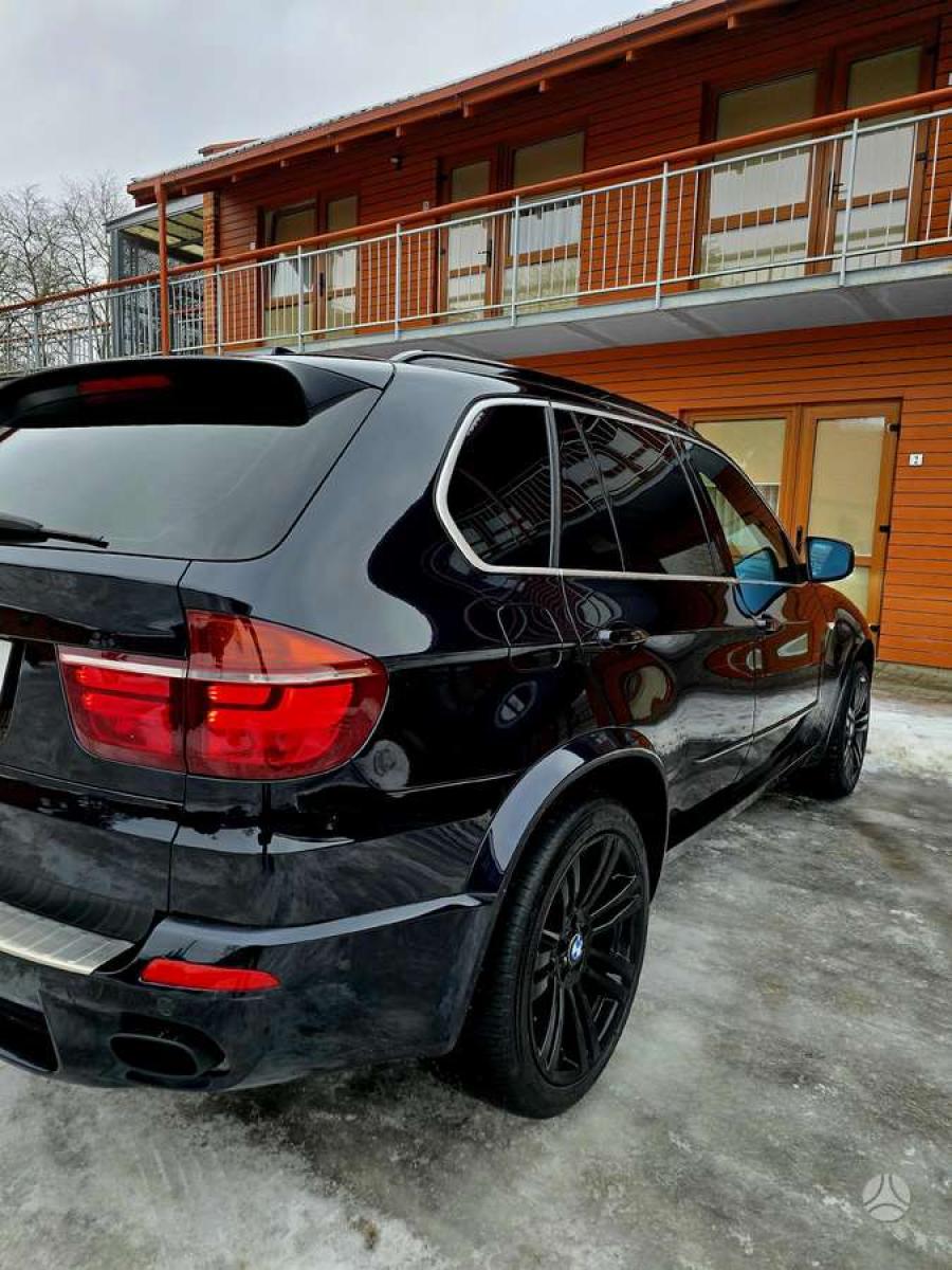 Zils BMW X5 2008 Marijampole, ar dzinēja tilpumu 3.00 L un nobraukumu 320 tūkst. km par 8300 €, foto 11 vietnē AUTOMOTO.COM.LV