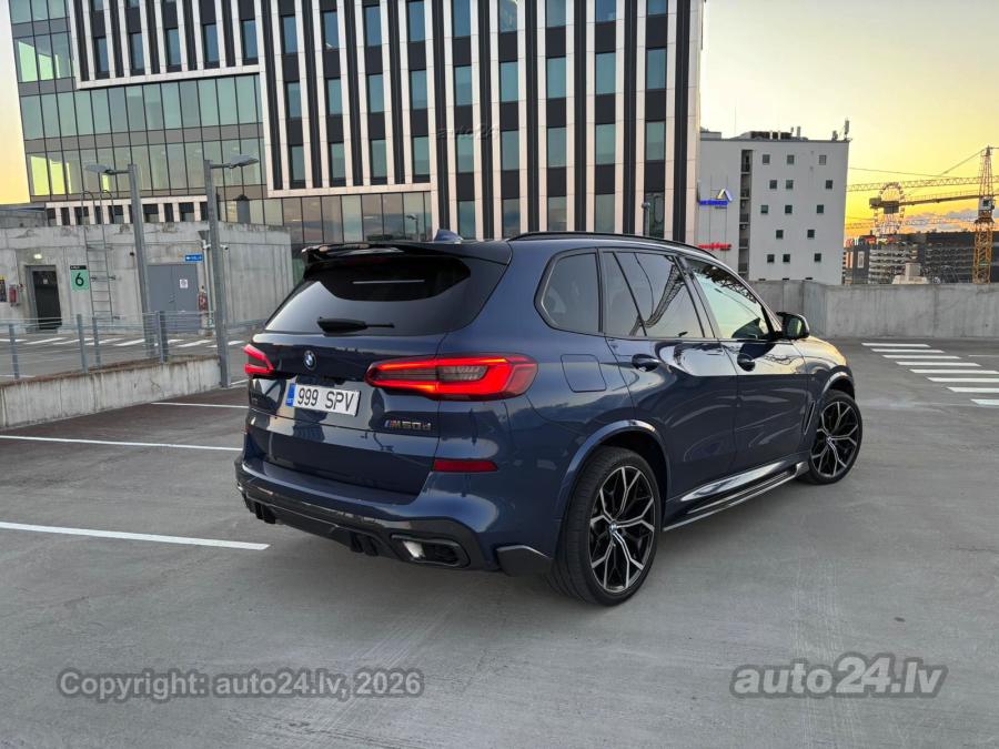 Zils BMW X5 2019 Tallina, ar dzinēja tilpumu 0.00 L un nobraukumu 105 tūkst. km par 49999 €, foto 5 vietnē AUTOMOTO.COM.LV