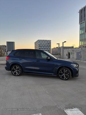 Zils BMW X5 2019 Tallina, ar dzinēja tilpumu 0.00 L un nobraukumu 105 tūkst. km par 49999 €, foto 8 vietnē AUTOMOTO.COM.LV
