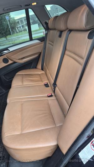 Zils BMW X5 2008 Tartu, ar dzinēja tilpumu 3.00 L un nobraukumu 366 tūkst. km par 6666 €, foto 9 vietnē AUTOMOTO.COM.LV