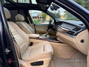 Синий БМВ Х5 2008 в Тарту, объемом двигателя 3.00 л и пробегом 348 тыс. км за 7200 €, фото 12 на AUTOMOTO.COM.LV