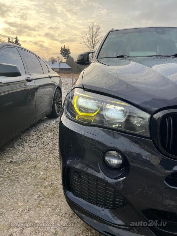 Zils BMW X5 2014 Rīga, ar dzinēja tilpumu 3.00 L un nobraukumu 275 tūkst. km par 25000 €, foto 4 vietnē AUTOMOTO.COM.LV
