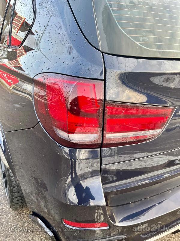 Blue BMW X5 2014 in Riga, with an engine capacity of 3.00 L and mileage of 275 thousand km for 25000 €, photo 11 on AUTOMOTO.COM.LV