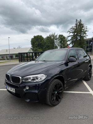 Zils BMW X5 2017 Tallina, ar dzinēja tilpumu 3.00 L un nobraukumu 278 tūkst. km par 26500 €, foto 3 vietnē AUTOMOTO.COM.LV
