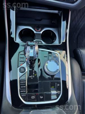Blue BMW X5 2019 in Tallinn, with an engine capacity of 3.00 L and mileage of 135 thousand km for 52500 €, photo 11 on AUTOMOTO.COM.LV