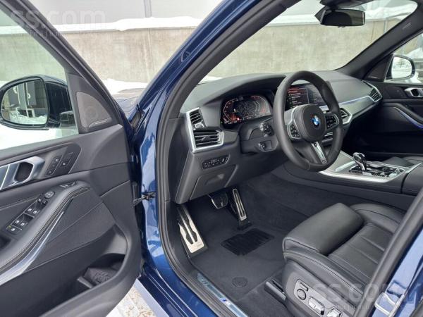 Blue BMW X5 2020 in Tallinn, with an engine capacity of 3.00 L and mileage of 167 thousand km for 44490 €, photo 8 on AUTOMOTO.COM.LV