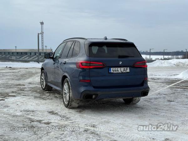 Zils BMW X5 2021 Tallina, ar dzinēja tilpumu 3.00 L un nobraukumu 106 tūkst. km par 59900 €, foto 7 vietnē AUTOMOTO.COM.LV