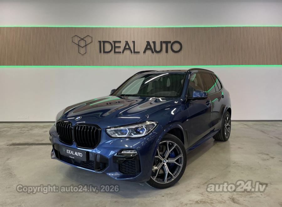 Zils BMW X5 2021 Tallina, ar dzinēja tilpumu 2.99 L un nobraukumu 90 tūkst. km par 52890 €, foto 1 vietnē AUTOMOTO.COM.LV