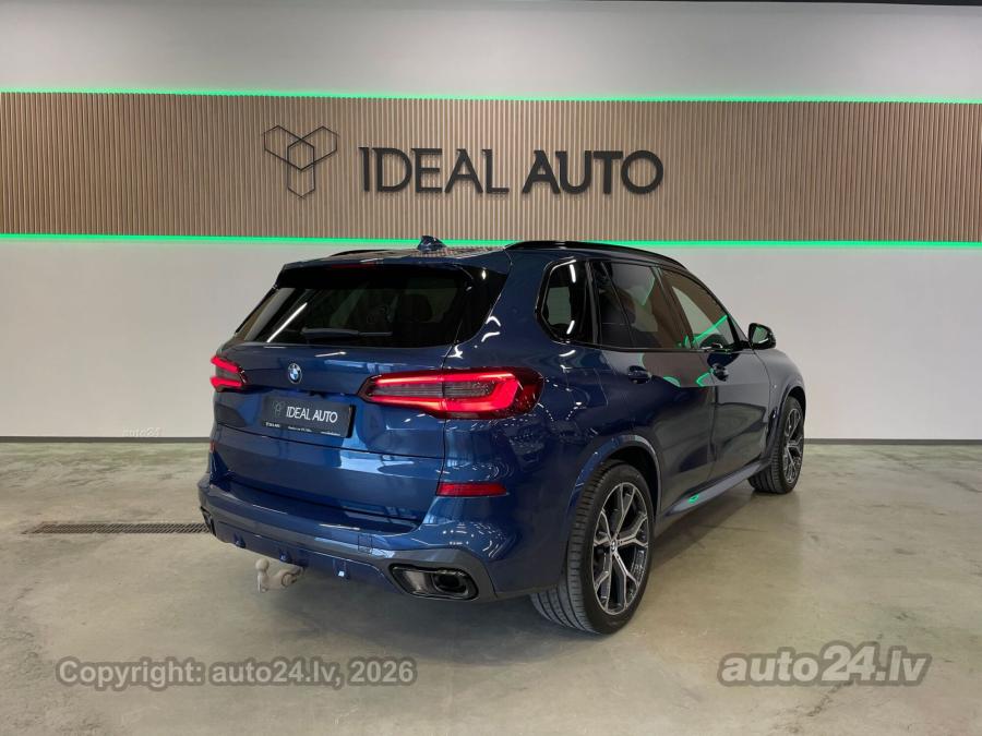 Zils BMW X5 2021 Tallina, ar dzinēja tilpumu 2.99 L un nobraukumu 90 tūkst. km par 52890 €, foto 5 vietnē AUTOMOTO.COM.LV