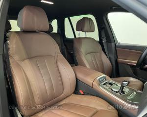 Zils BMW X5 2021 Tallina, ar dzinēja tilpumu 2.99 L un nobraukumu 90 tūkst. km par 52890 €, foto 11 vietnē AUTOMOTO.COM.LV