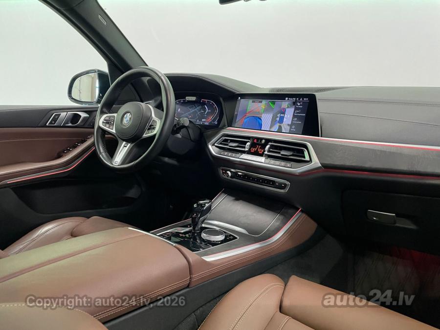 Zils BMW X5 2021 Tallina, ar dzinēja tilpumu 2.99 L un nobraukumu 90 tūkst. km par 52890 €, foto 13 vietnē AUTOMOTO.COM.LV