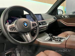 Zils BMW X5 2021 Tallina, ar dzinēja tilpumu 2.99 L un nobraukumu 90 tūkst. km par 52890 €, foto 14 vietnē AUTOMOTO.COM.LV