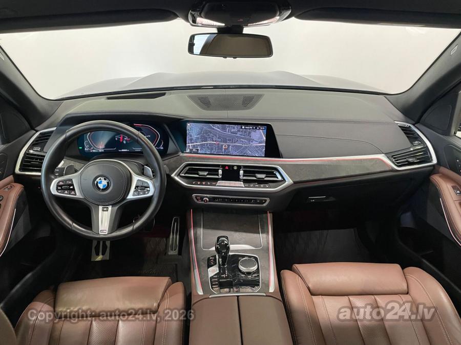 Zils BMW X5 2021 Tallina, ar dzinēja tilpumu 2.99 L un nobraukumu 90 tūkst. km par 52890 €, foto 15 vietnē AUTOMOTO.COM.LV