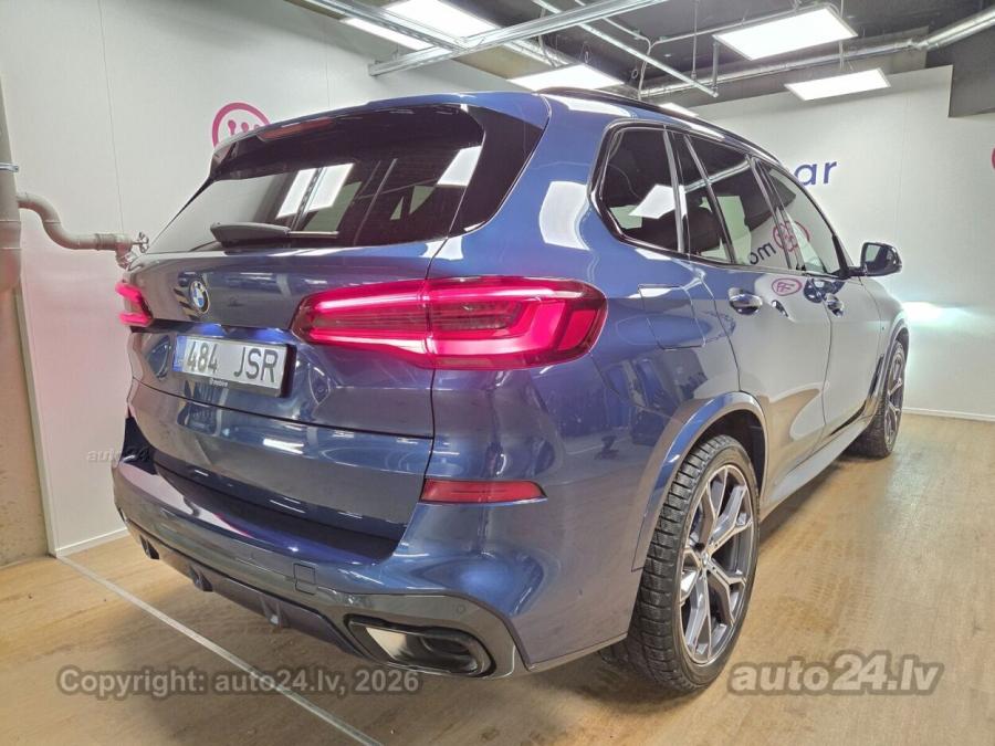 Blue BMW X5 2022 in Tallinn, with an engine capacity of 3.00 L and mileage of 55 thousand km for 66900 €, photo 6 on AUTOMOTO.COM.LV