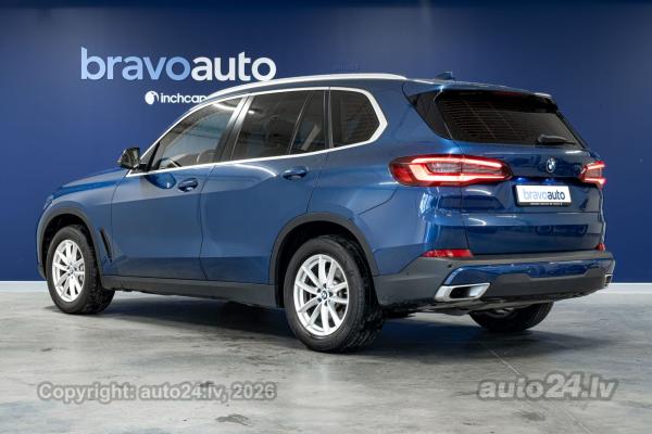 Zils BMW X5 2022 Tallina, ar dzinēja tilpumu 3.00 L un nobraukumu 97 tūkst. km par 53900 €, foto 4 vietnē AUTOMOTO.COM.LV