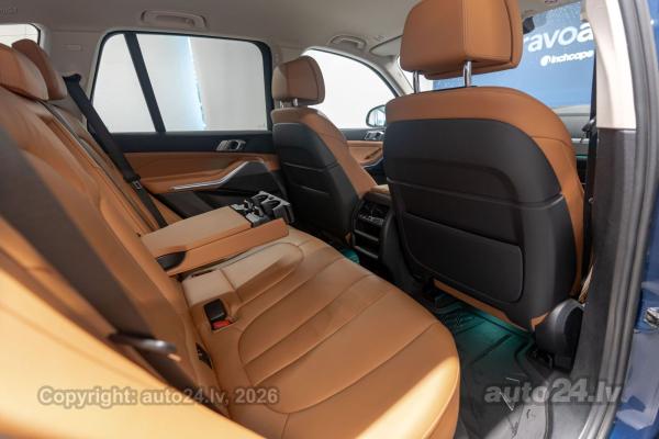 Zils BMW X5 2022 Tallina, ar dzinēja tilpumu 3.00 L un nobraukumu 97 tūkst. km par 53900 €, foto 9 vietnē AUTOMOTO.COM.LV