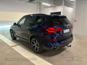 Blue BMW X5 2023 in Tallinn, with an engine capacity of 3.00 L and mileage of 78 thousand km for 82970 €, photo 1 on AUTOMOTO.COM.LV