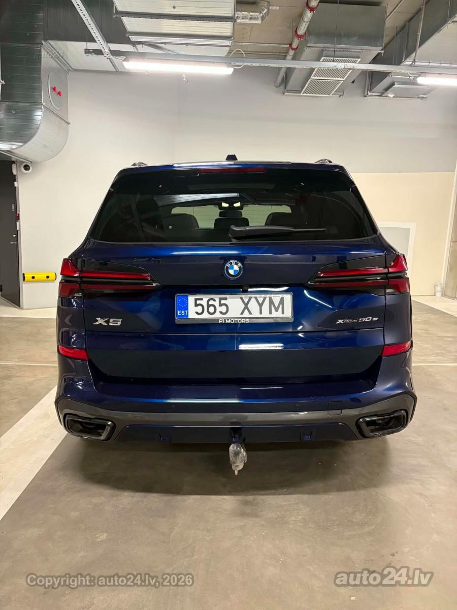Blue BMW X5 2023 in Tallinn, with an engine capacity of 3.00 L and mileage of 78 thousand km for 82970 €, photo 6 on AUTOMOTO.COM.LV