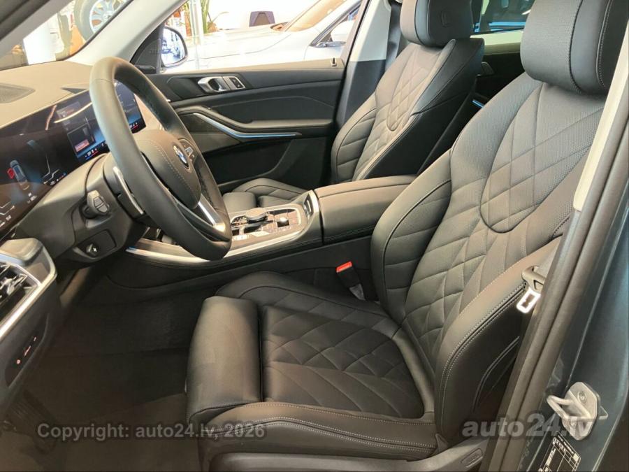 Zils BMW X5 2026 Tartu, ar dzinēja tilpumu 3.00 L un nobraukumu 1 tūkst. km par 81090 €, foto 6 vietnē AUTOMOTO.COM.LV