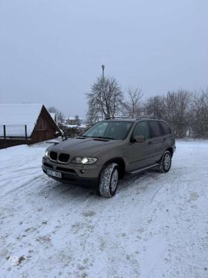 Brown BMW X5 2004 in Ukmerge, with an engine capacity of 2.99 L and mileage of 335 thousand km for 4800 €, photo  on AUTOMOTO.COM.LV