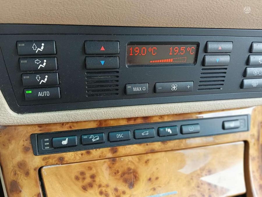 Brūns BMW X5 2004 Marijampole, ar dzinēja tilpumu 2.99 L un nobraukumu 255 tūkst. km par 5350 €, foto 25 vietnē AUTOMOTO.COM.LV