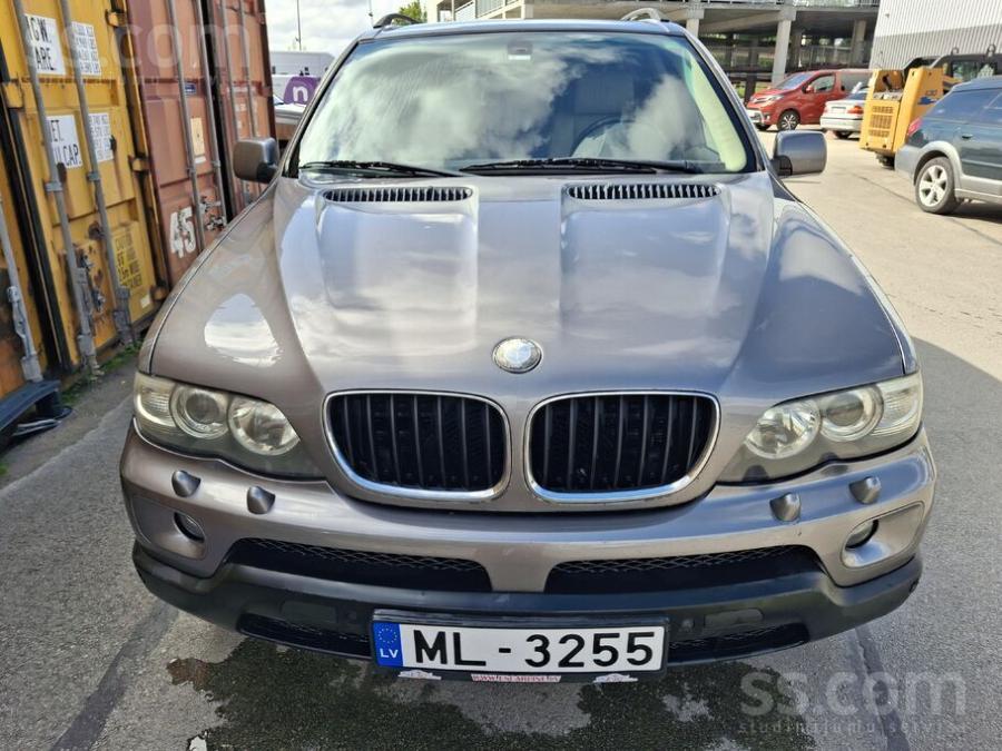 Brown BMW X5 2004 in Riga, with an engine capacity of 3.00 L and mileage of 356 thousand km for 4600 €, photo 1 on AUTOMOTO.COM.LV