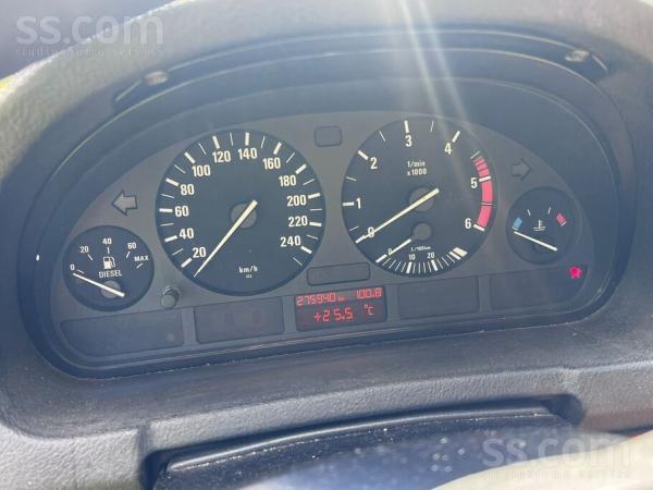 Brown BMW X5 2005 in Daugavpils, with an engine capacity of 3.00 L and mileage of 276 thousand km for 3500 €, photo 7 on AUTOMOTO.COM.LV