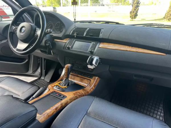 Brūns BMW X5 2005 Jēkabpils, ar dzinēja tilpumu 3.00 L un nobraukumu 297 tūkst. km par 4550 €, foto 9 vietnē AUTOMOTO.COM.LV