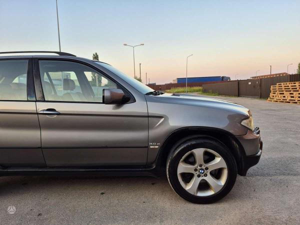 Brown BMW X5 2005 in Alytus, with an engine capacity of 3.00 L and mileage of 351 thousand km for 3350 €, photo 3 on AUTOMOTO.COM.LV