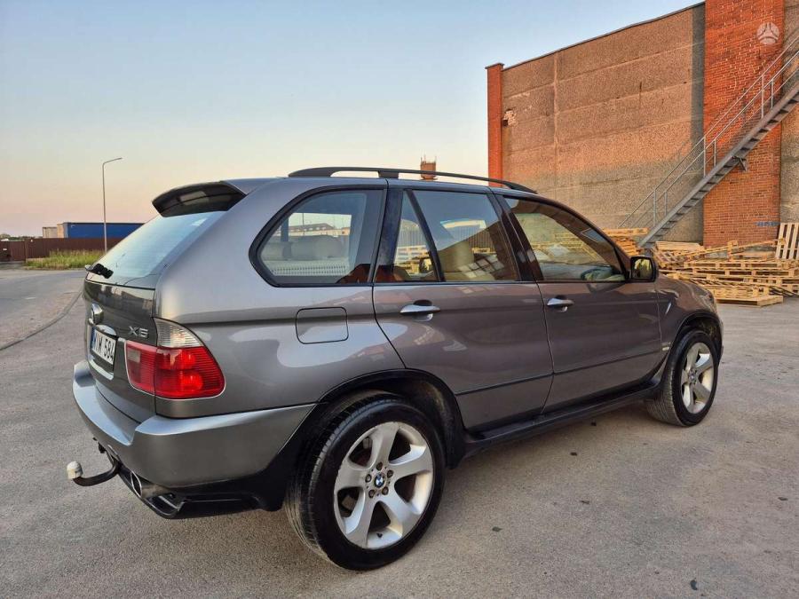 Brown BMW X5 2005 in Alytus, with an engine capacity of 3.00 L and mileage of 351 thousand km for 3350 €, photo 6 on AUTOMOTO.COM.LV