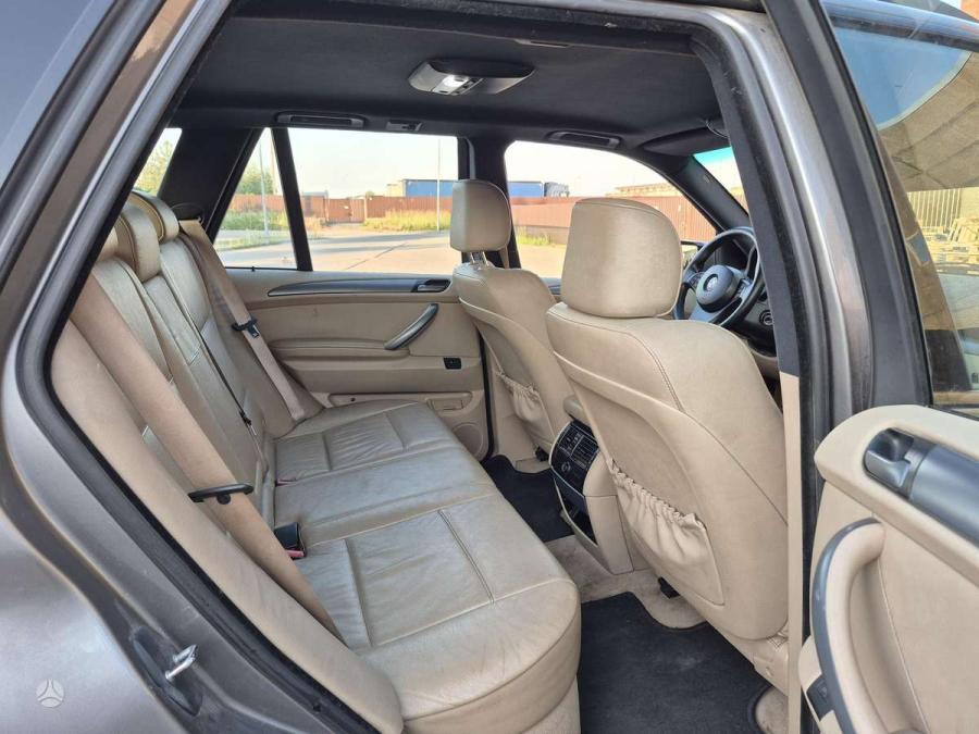 Brown BMW X5 2005 in Alytus, with an engine capacity of 3.00 L and mileage of 351 thousand km for 3350 €, photo 16 on AUTOMOTO.COM.LV