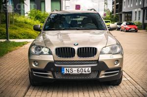 Brown BMW X5 2007 in Riga, with an engine capacity of 3.00 L and mileage of 0 thousand km for 4590 €, photo 3 on AUTOMOTO.COM.LV