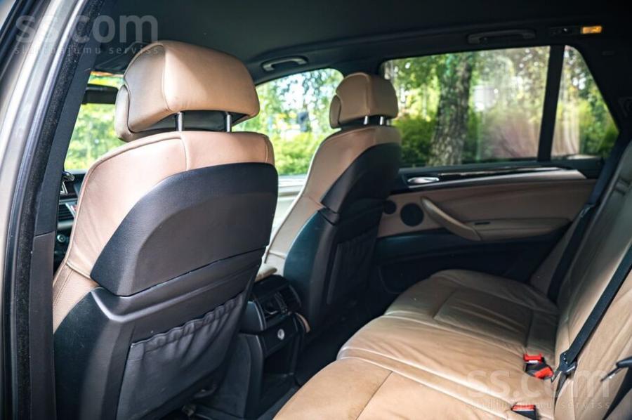 Brown BMW X5 2007 in Riga, with an engine capacity of 3.00 L and mileage of 0 thousand km for 4590 €, photo 15 on AUTOMOTO.COM.LV