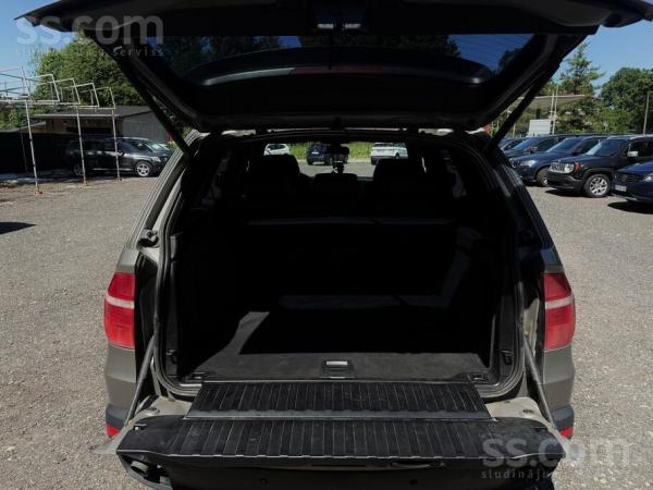 Brown BMW X5 2007 in Riga, with an engine capacity of 3.00 L and mileage of 0 thousand km for 6200 €, photo 10 on AUTOMOTO.COM.LV