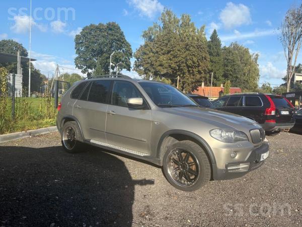 Brown BMW X5 2007 in Riga, with an engine capacity of 3.00 L and mileage of 0 thousand km for 5500 €, photo 3 on AUTOMOTO.COM.LV