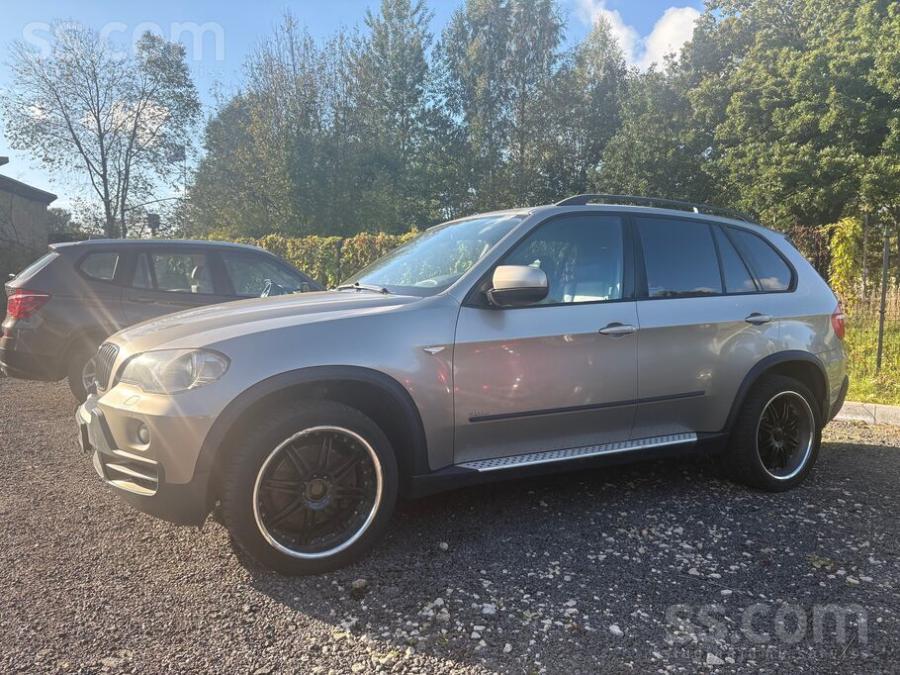Brown BMW X5 2007 in Riga, with an engine capacity of 3.00 L and mileage of 0 thousand km for 5500 €, photo 5 on AUTOMOTO.COM.LV