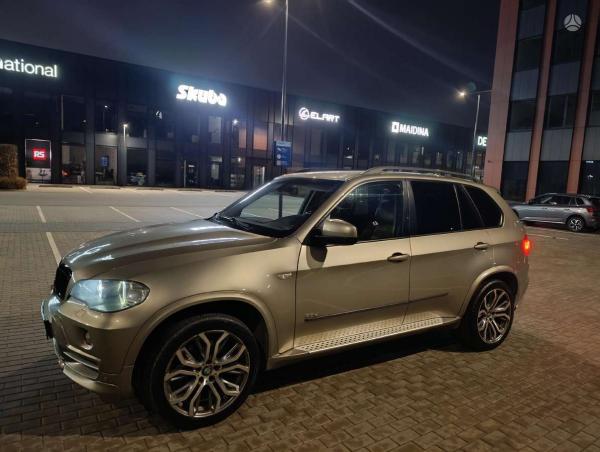 Brown BMW X5 2008 in Vilnius, with an engine capacity of 2.99 L and mileage of 380 thousand km for 8500 €, photo 2 on AUTOMOTO.COM.LV
