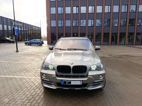 Brown BMW X5 2008 in Vilnius, with an engine capacity of 2.99 L and mileage of 380 thousand km for 8500 €, photo 5 on AUTOMOTO.COM.LV