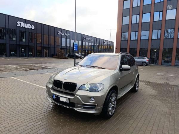 Brown BMW X5 2008 in Vilnius, with an engine capacity of 2.99 L and mileage of 380 thousand km for 8500 €, photo 8 on AUTOMOTO.COM.LV