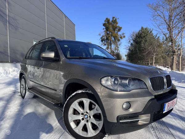 Brown BMW X5 2008 in Alytus, with an engine capacity of 2.99 L and mileage of 295 thousand km for 8750 €, photo 3 on AUTOMOTO.COM.LV
