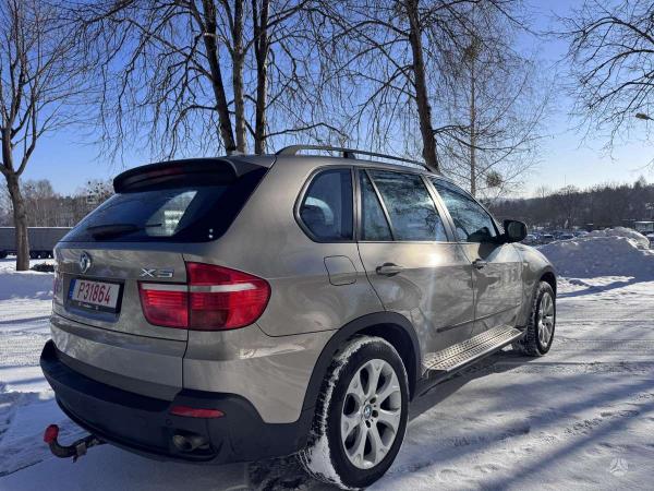 Brown BMW X5 2008 in Alytus, with an engine capacity of 2.99 L and mileage of 295 thousand km for 8750 €, photo 9 on AUTOMOTO.COM.LV