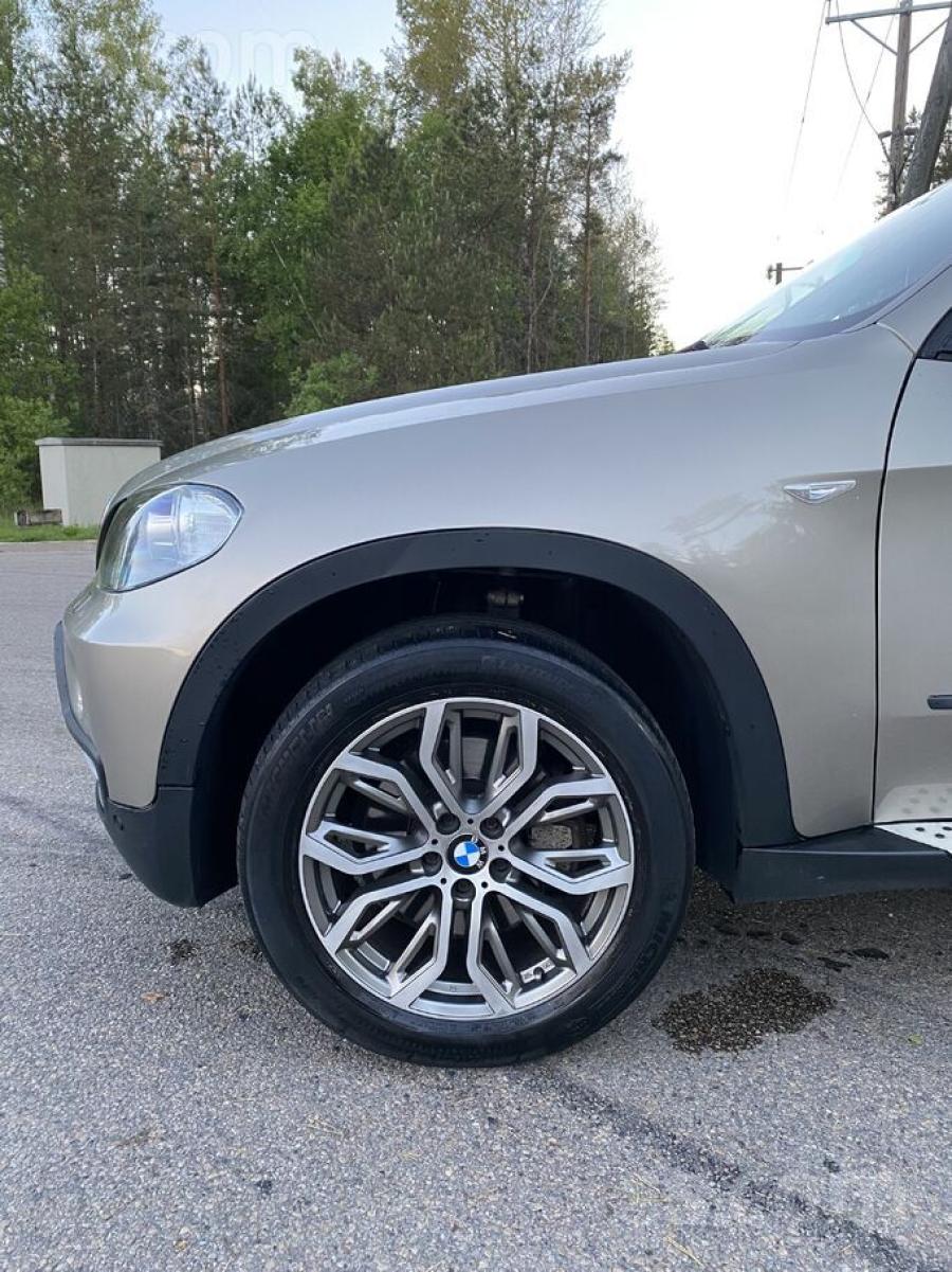 Brūns BMW X5 2008 Rīga, ar dzinēja tilpumu 3.00 L un nobraukumu 242 tūkst. km par 8800 €, foto 7 vietnē AUTOMOTO.COM.LV