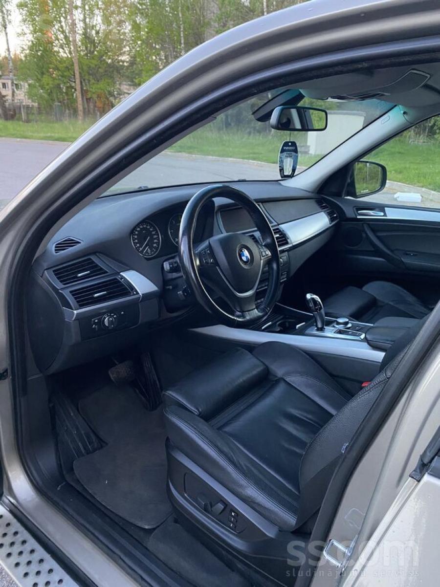 Brūns BMW X5 2008 Rīga, ar dzinēja tilpumu 3.00 L un nobraukumu 242 tūkst. km par 8800 €, foto 8 vietnē AUTOMOTO.COM.LV