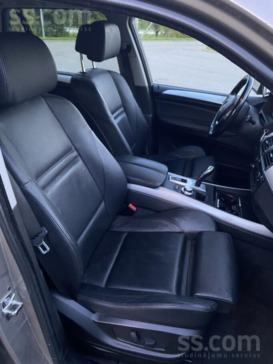 Brūns BMW X5 2008 Rīga, ar dzinēja tilpumu 3.00 L un nobraukumu 242 tūkst. km par 8800 €, foto 10 vietnē AUTOMOTO.COM.LV