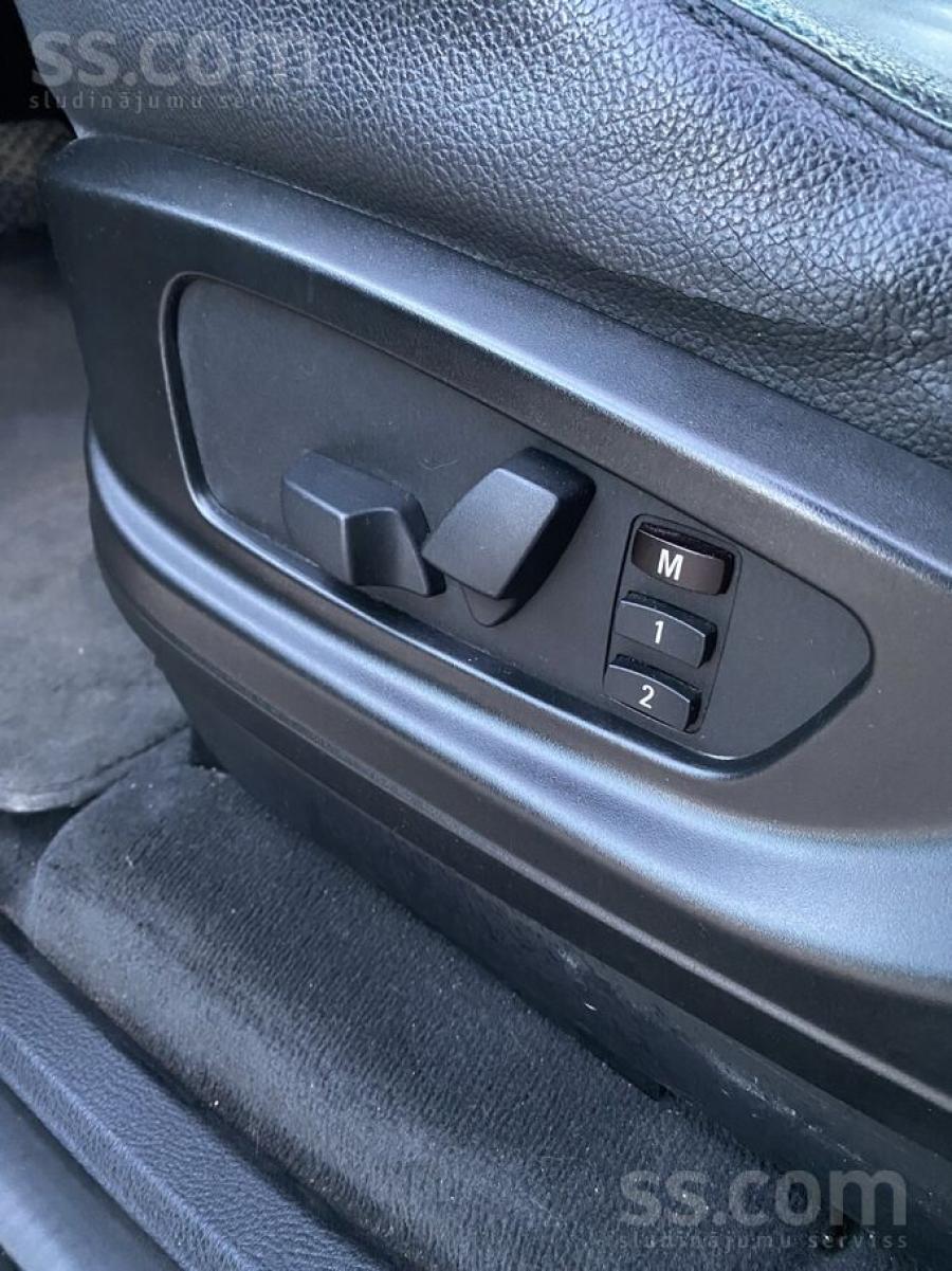 Brūns BMW X5 2008 Rīga, ar dzinēja tilpumu 3.00 L un nobraukumu 242 tūkst. km par 8800 €, foto 14 vietnē AUTOMOTO.COM.LV