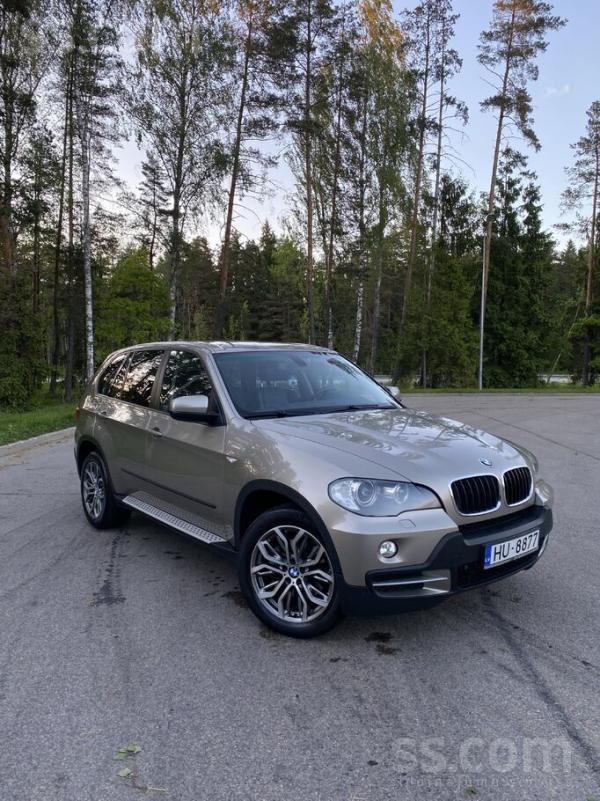 Brown BMW X5 2008 in Riga, with an engine capacity of 3.00 L and mileage of 242 thousand km for 8300 €, photo 1 on AUTOMOTO.COM.LV