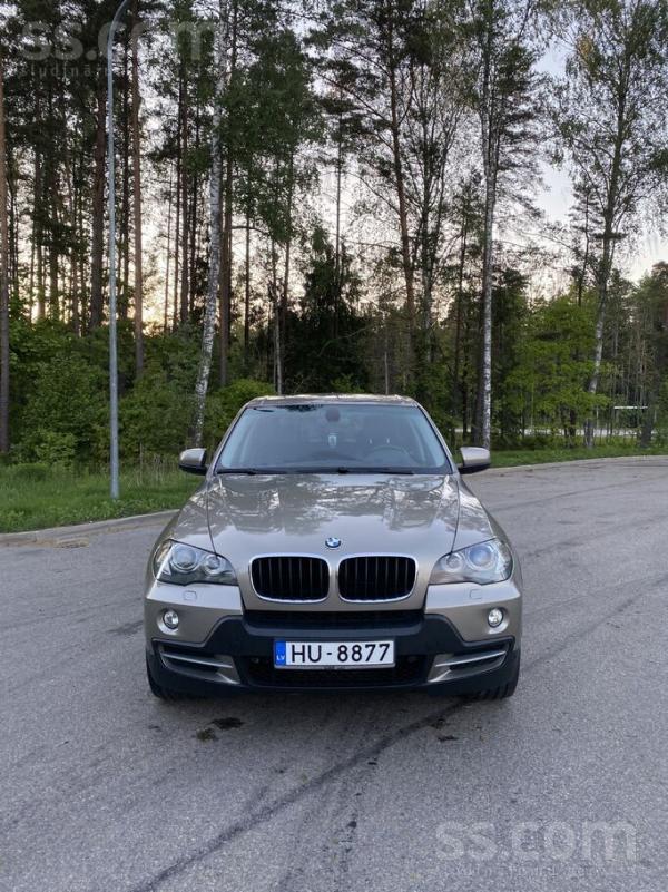 Brown BMW X5 2008 in Riga, with an engine capacity of 3.00 L and mileage of 242 thousand km for 8300 €, photo 2 on AUTOMOTO.COM.LV