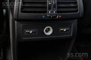Brown BMW X5 2008 in Riga, with an engine capacity of 3.00 L and mileage of 339 thousand km for 8890 €, photo 12 on AUTOMOTO.COM.LV