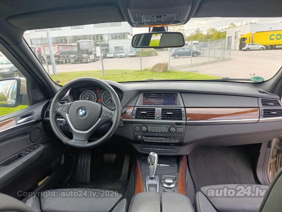 Brown BMW X5 2009 in Viljandi, with an engine capacity of 3.00 L and mileage of 189 thousand km for 10990 €, photo 5 on AUTOMOTO.COM.LV